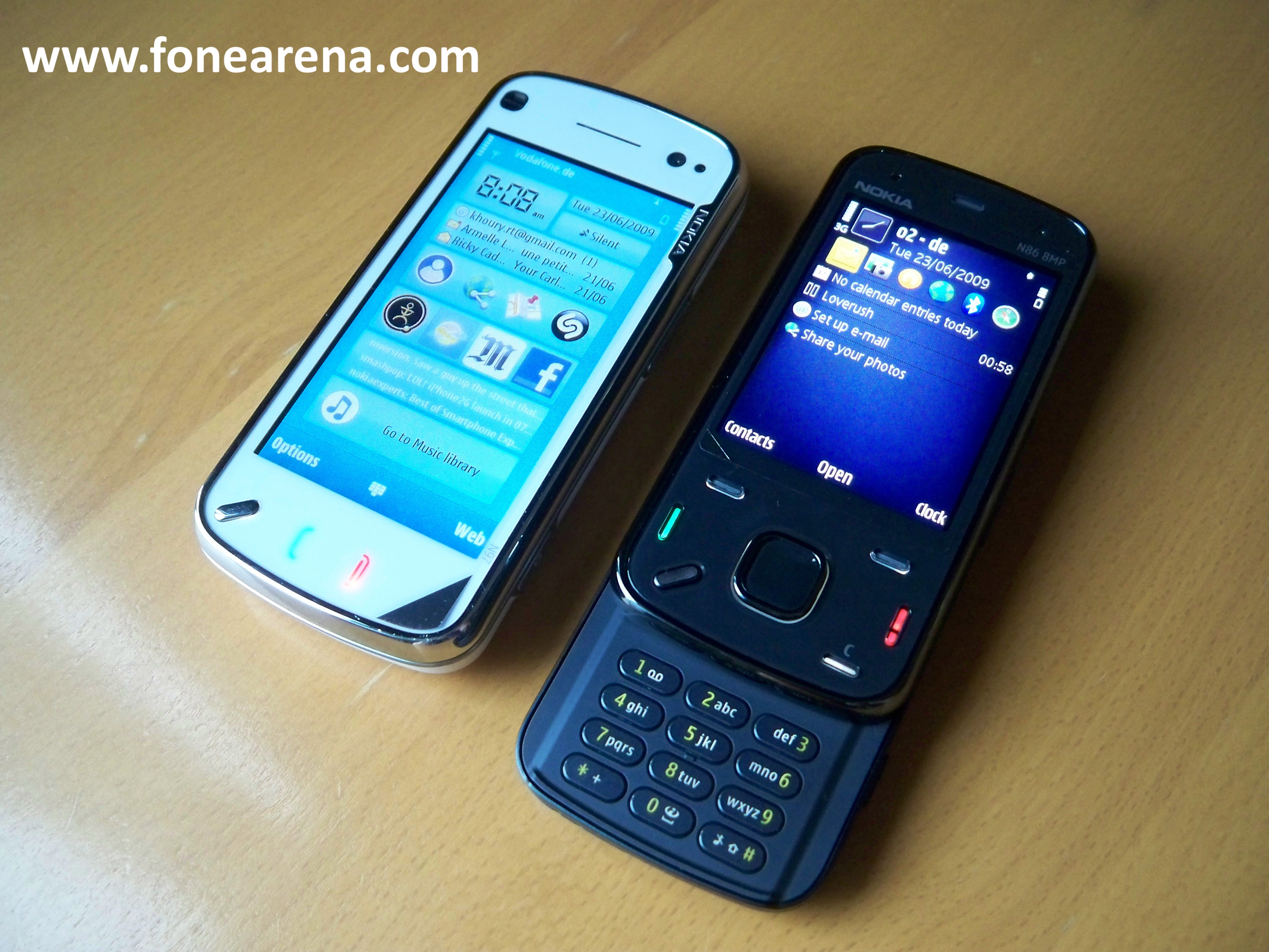 Nokia N97 vs N86 Picture Gallery